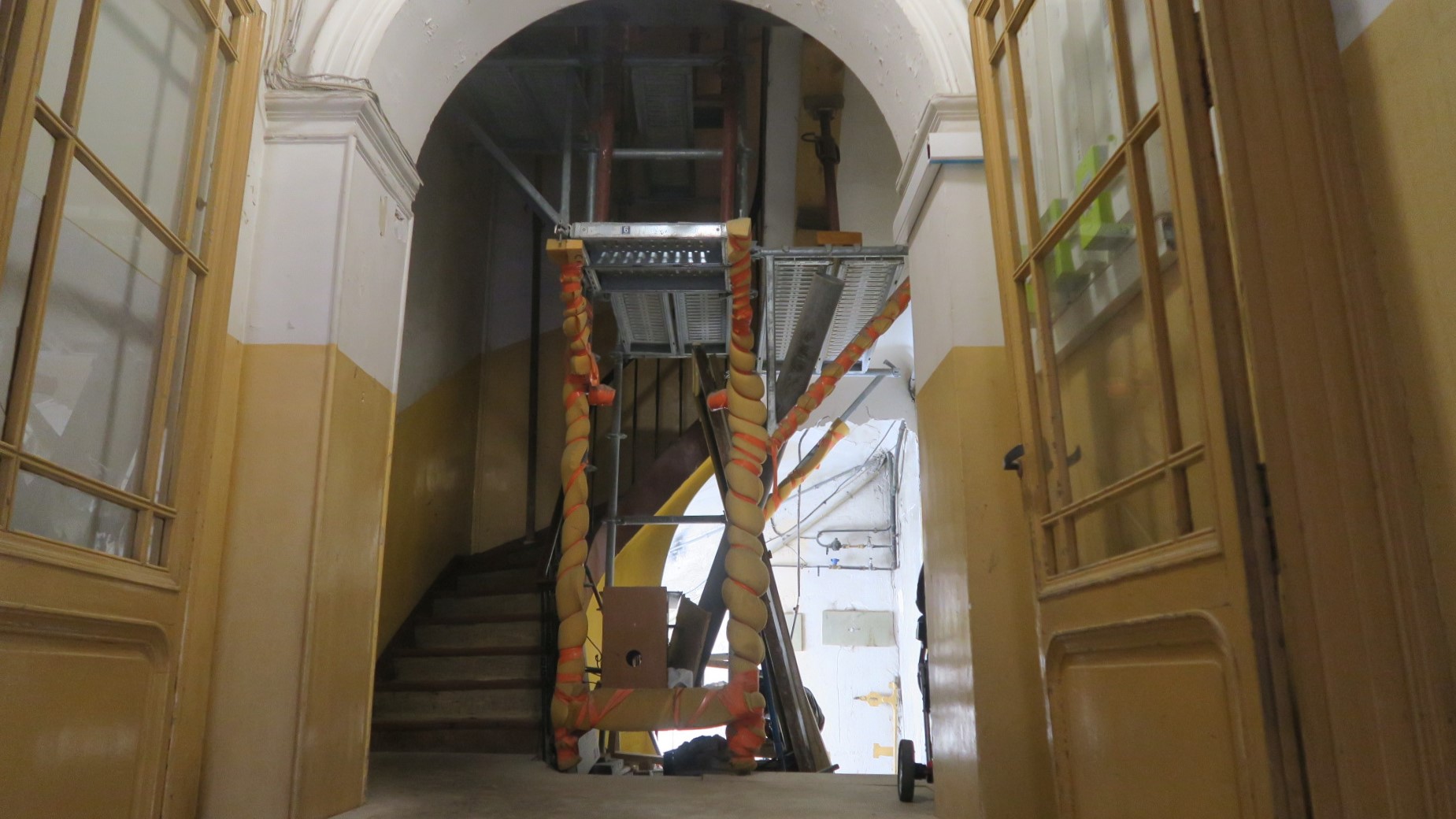 Au 10 cours Julien, l'arrêté de mise en sécurité n'empêche pas les locations touristiques - Marsactu